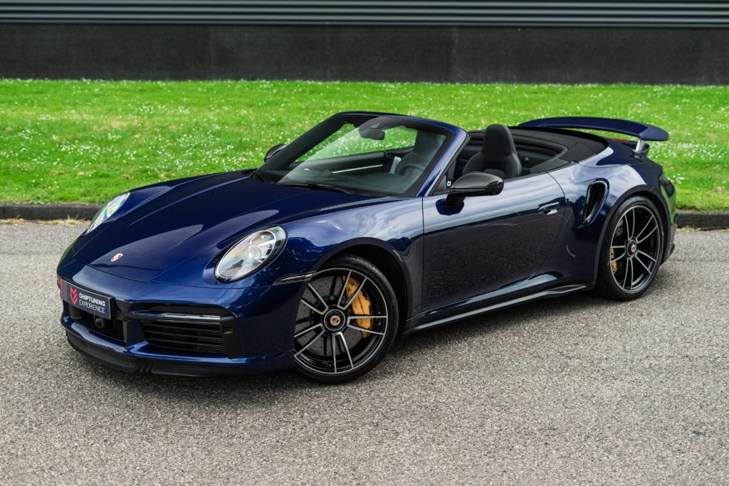 Porsche 911 Turbo S met nieuwe gele remklauwen - Chiptuning Experience